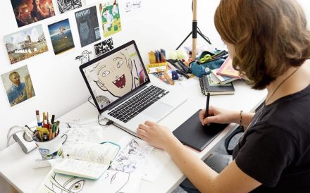 6 Best Drawing Tablets For Beginners & Pros